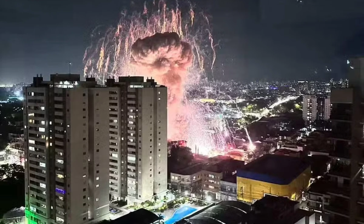 Casa usada para fogos explode e deixa rastro de danos em SP